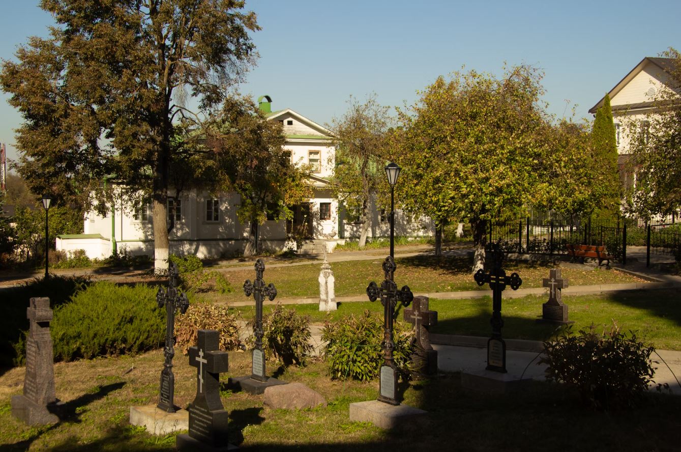 The Enduring Importance of Traditional Burial Services